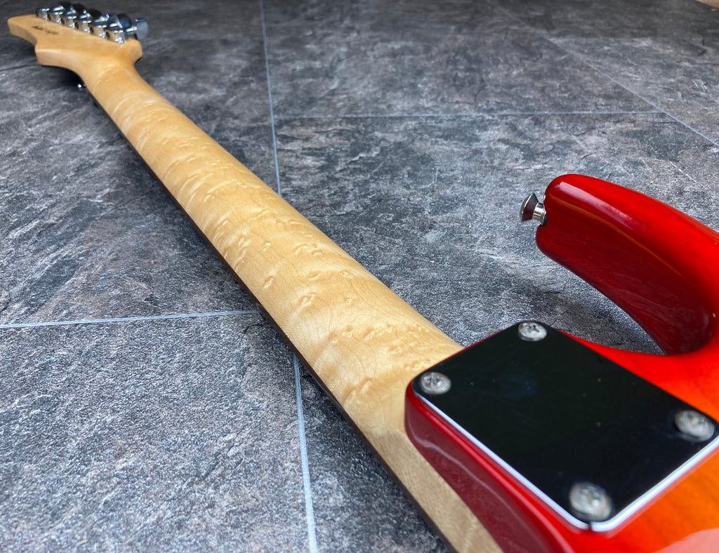 1993 Hamer Diablo Limited Edition – Malvern Hills Guitars